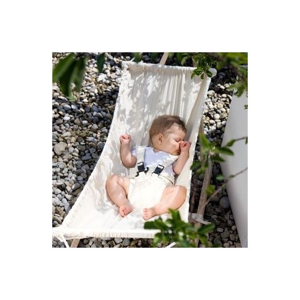 Le seul hamac bébé vendu avec son support