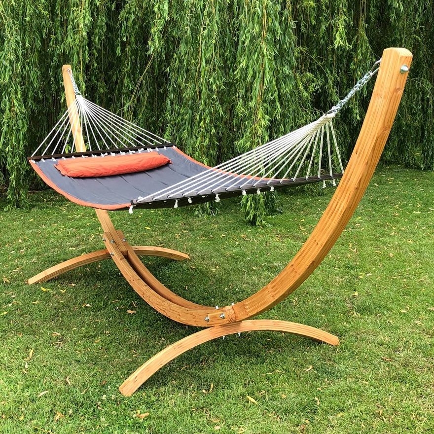 Le meilleur support de hamac en bois de mélèze pour les hamacs double